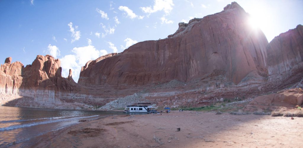 The Lake Powell Visitor Guide & Flipbook